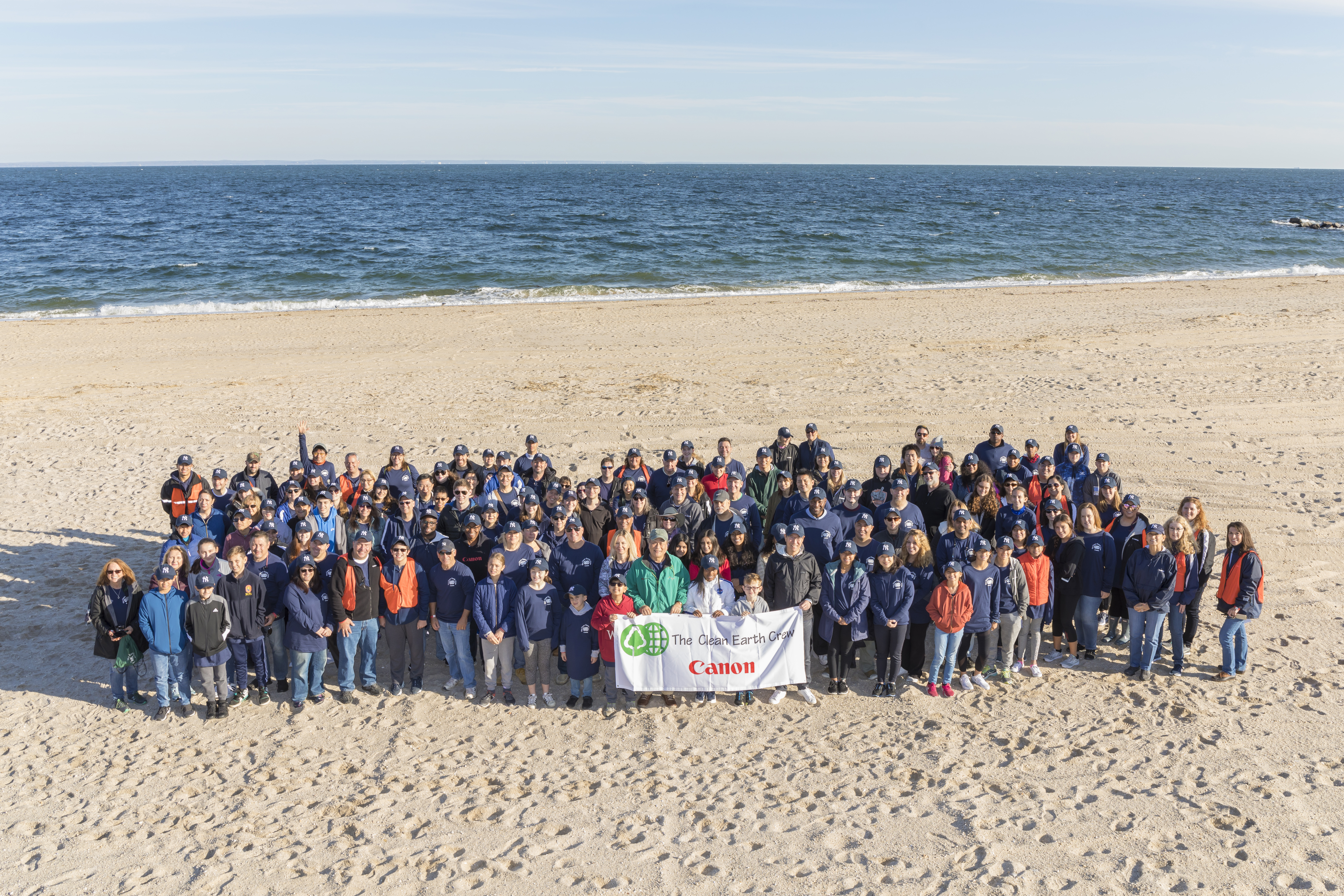 The Clean Earth Crew : Environment & Community | Canon Latin America